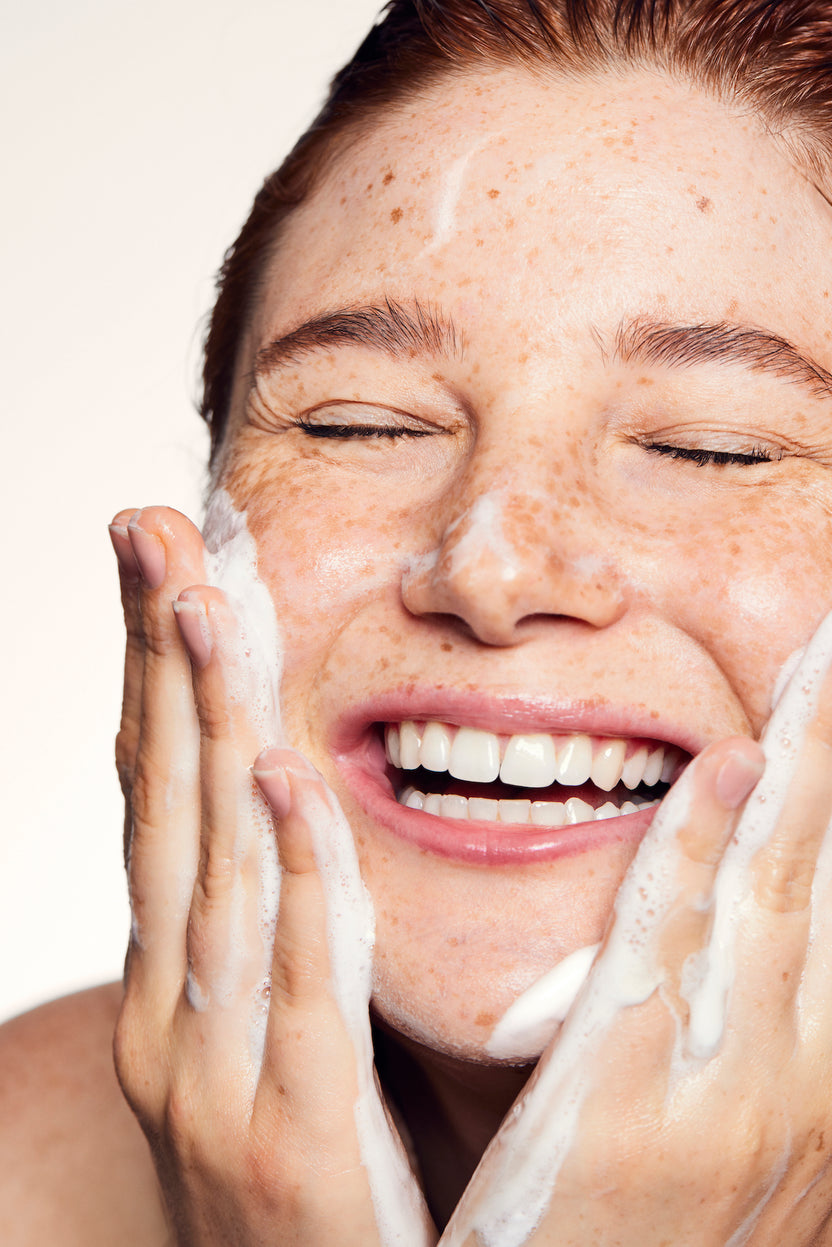 How to Wash Your Face (The Right Way) – Sofie Pavitt Face